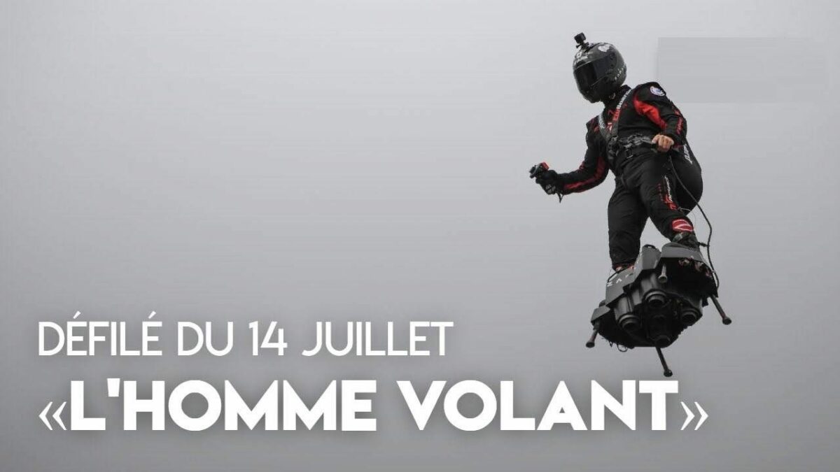 Il fait la course avec une Lamborghini sur son Flyboard Air