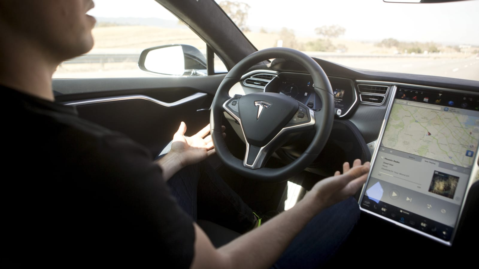 Uber adopte une stratégie pour que ses chauffeurs passent à l'électrique