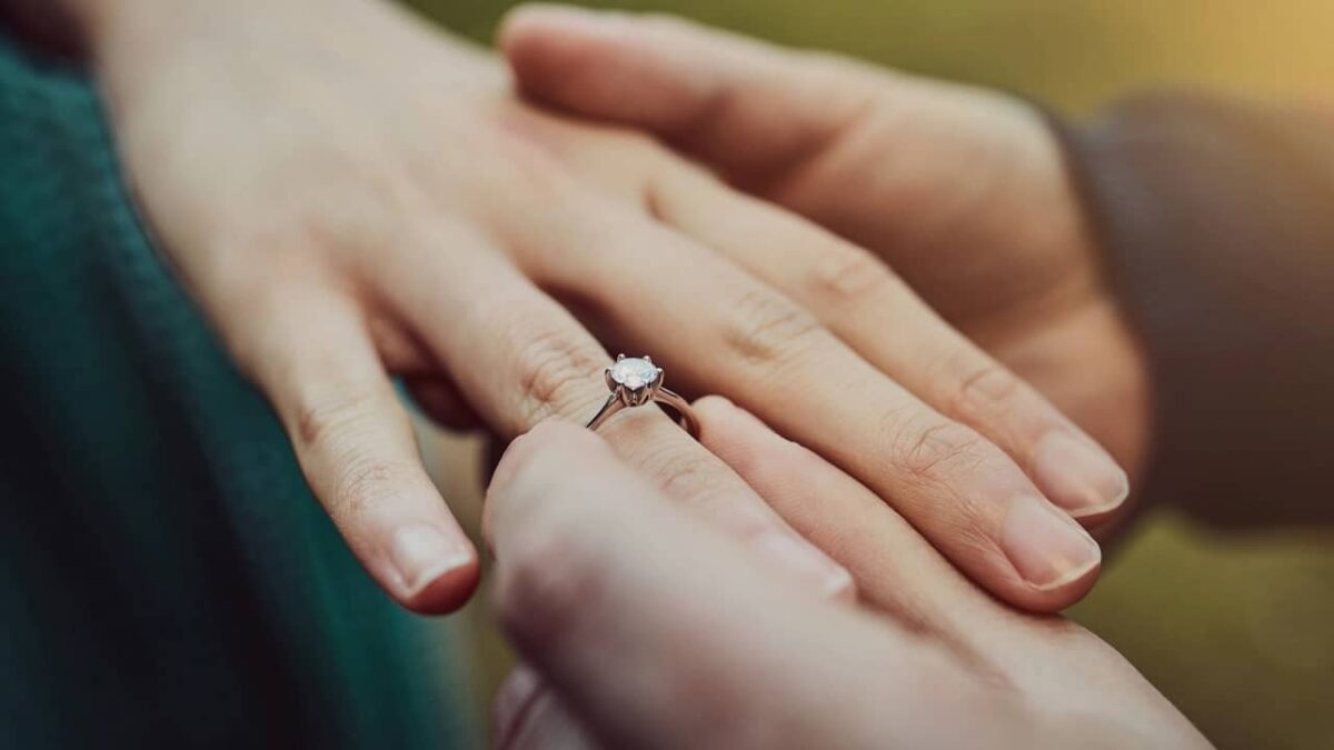 Bague de fiançailles : les 6 formes de diamants possibles