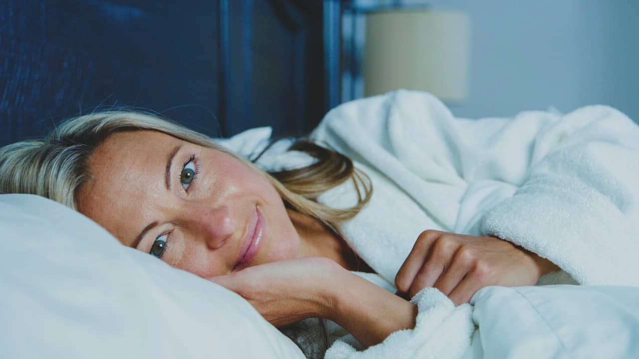 Les bienfaits d’un sommeil de qualité sur la santé et la beauté grâce à ...