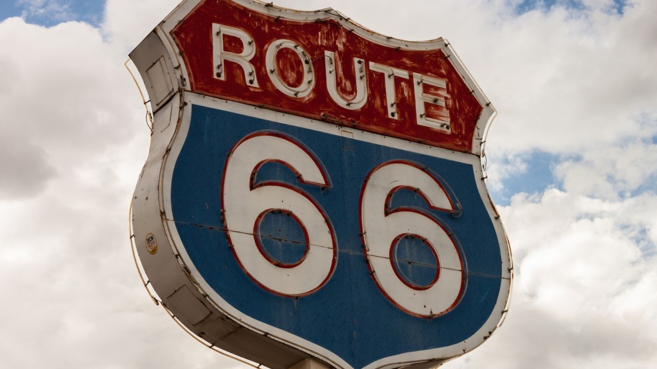 La mythique Route 66 aux USA : pourquoi elle fait tant rêver
