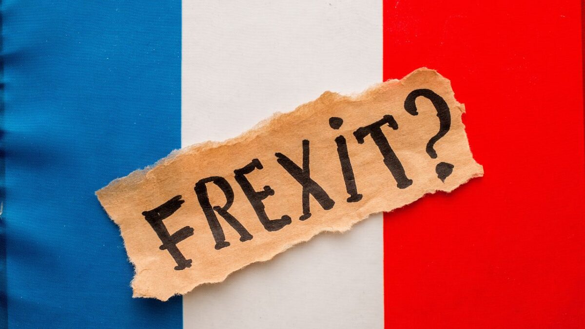 "Frexit" : pourquoi de nombreux Français veulent quitter l'UE