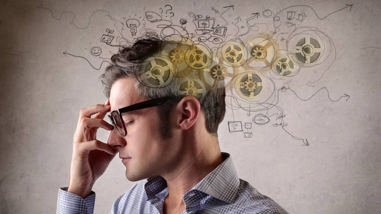 "Je réfléchis trop" : comment faire pour arrêter de trop penser